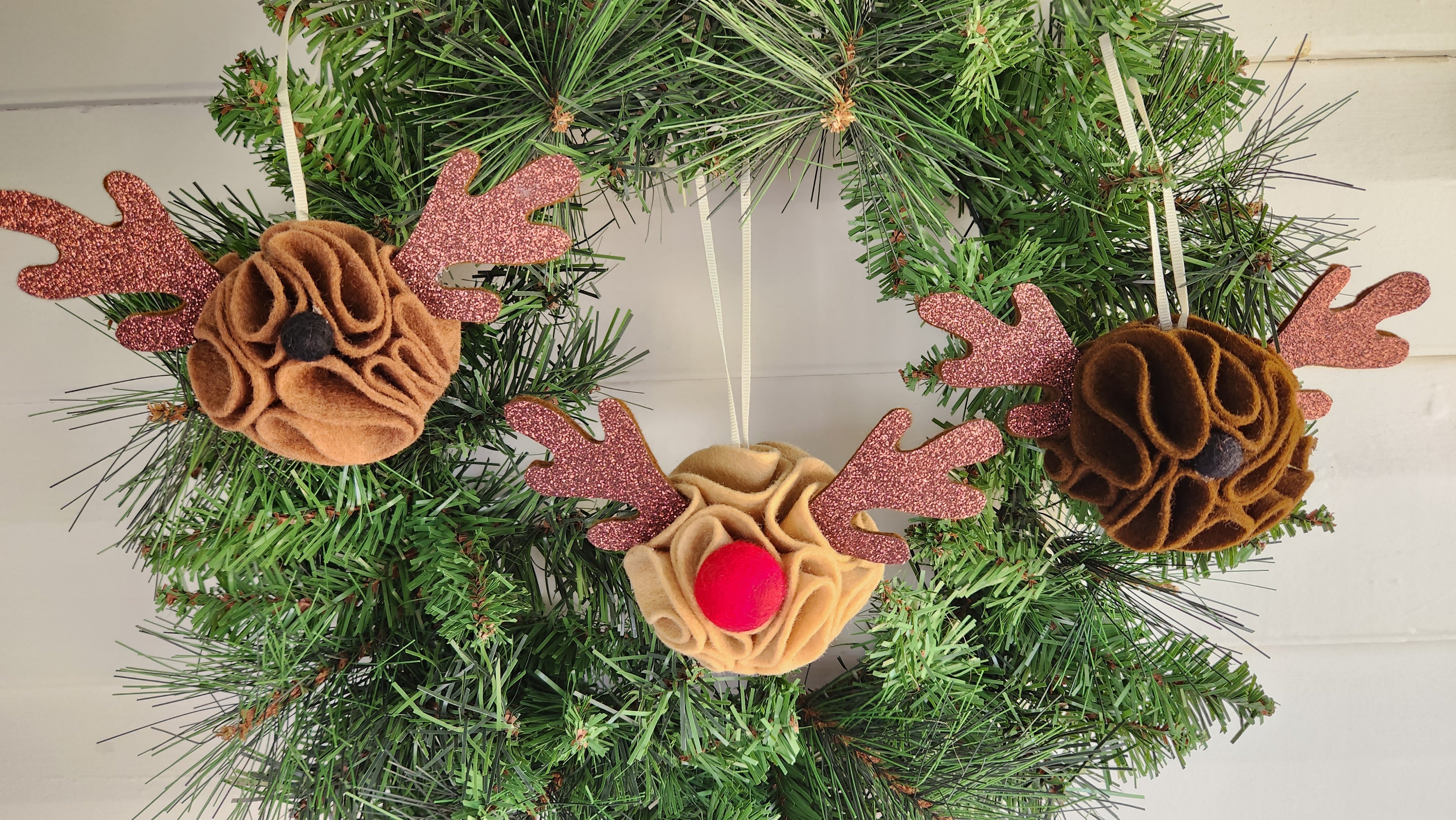 My Felt Lady FREE Wool Felt Reindeer Ornament