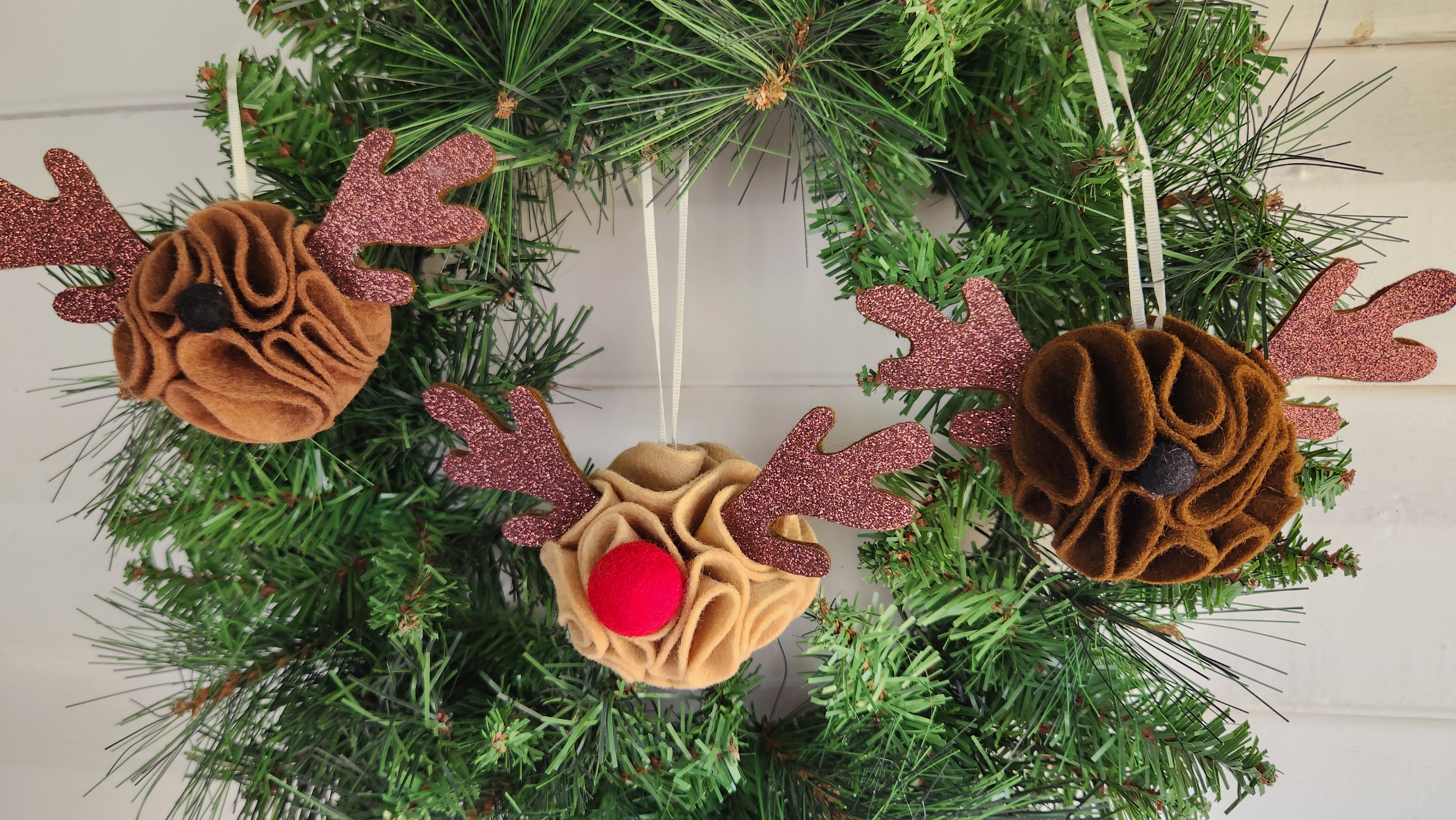 My Felt Lady FREE Wool Felt Reindeer Ornament